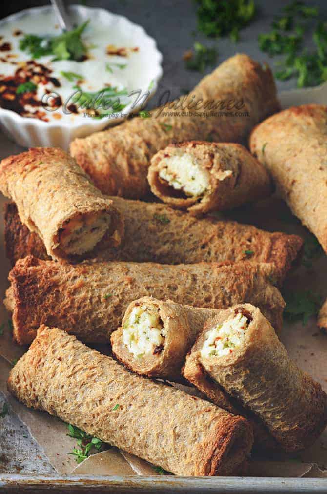 Baked Paneer Bread Roll Recipe - Cubes N Juliennes