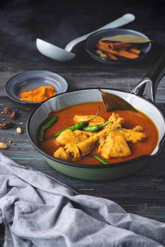 Best Country Chicken Curry Recipe | Desi Chicken Curry Recipe | Chicken ...