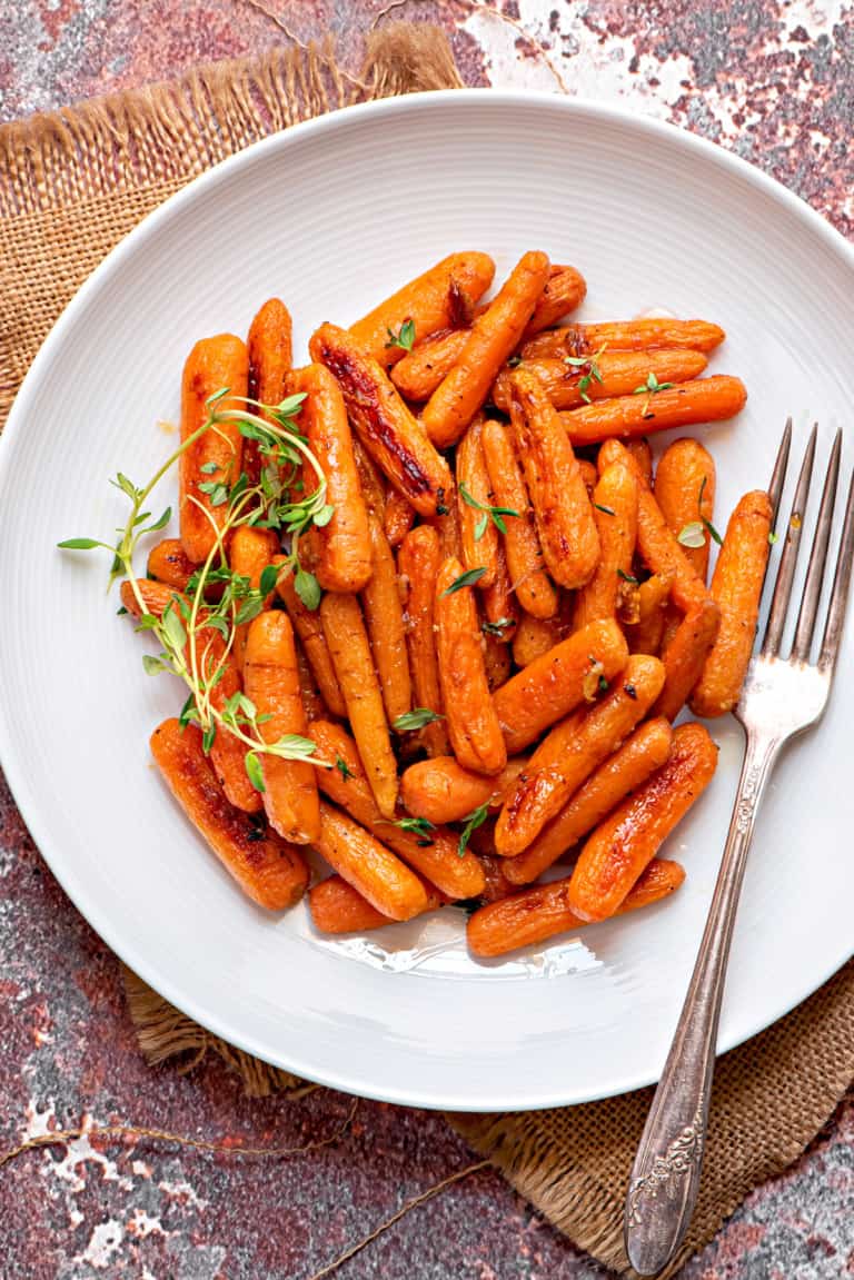 Roasted Baby Carrots Recipe - Cubes N Juliennes